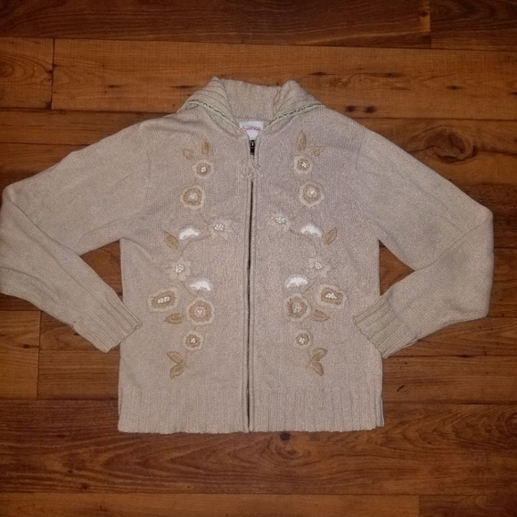 crystal - kale | Sweaters | Early 200s Floral Sweater | Poshmark